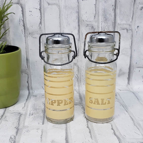 Wheaton | Kitchen | Vintage Wheaton Canning Jar Style Salt Pepper ...